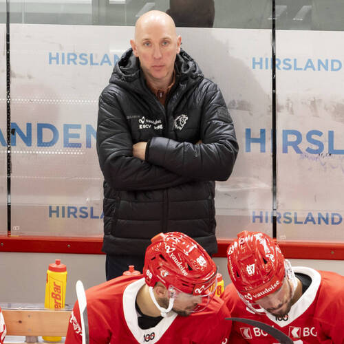 LHC: Fust remplace Svoboda et quitte son poste d'entraîneur