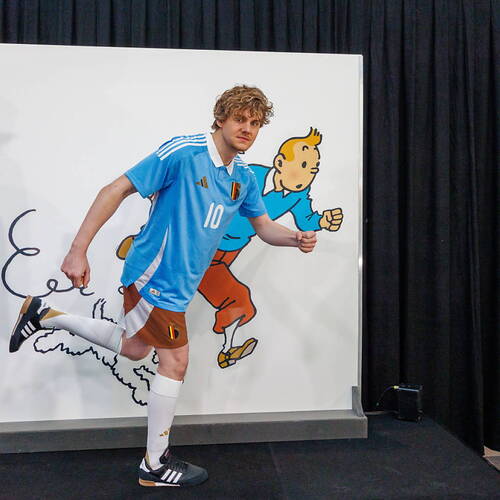 Un maillot en hommage à Tintin pour la Belgique