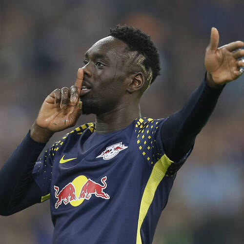 Bâle engage l'attaquant français Jean-Kévin Augustin